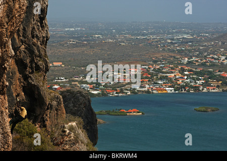 Curacao, Antmil recruts are training on Seru Pretu mountain Stock Photo ...