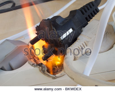 Overloaded extension cord Stock Photo: 118715448 - Alamy