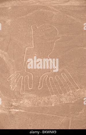 Hands Nazca lines, Peru Stock Photo - Alamy