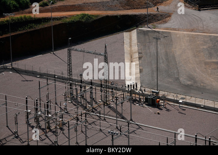 Electricity power station at the Bumbuna Hydro Electric Dam, Bumbuna ...