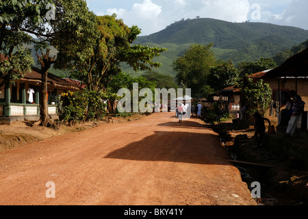 Bumbuna village, Sierra Leone, West Africa Stock Photo - Alamy