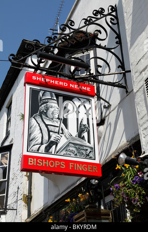 Canterbury, Kent, Bishops Finger Pub Stock Photo - Alamy