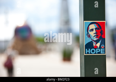 shepard fairey barack obama hope mural on hollywood boulevard in los ...