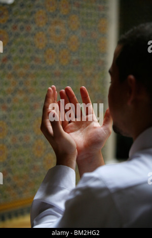 Muslim praying, Geneva, Switzerland, Europe Stock Photo - Alamy