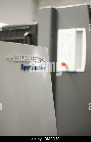 Heidelberg Speedmaster sheetfed offset printing press Stock Photo - Alamy