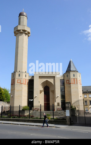The Edinburgh Central Mosque at Potterrow, Edinburgh, Scotland, UK ...