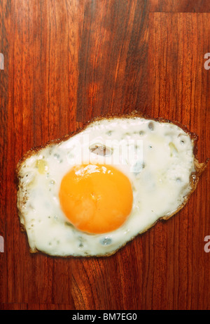 A close up shot of a fried egg Stock Photo - Alamy