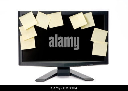 comupter monitor with post it note sticky note Stock Photo - Alamy