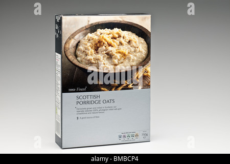 750g Box of Tesco finest Scottish porridge oats Stock Photo - Alamy