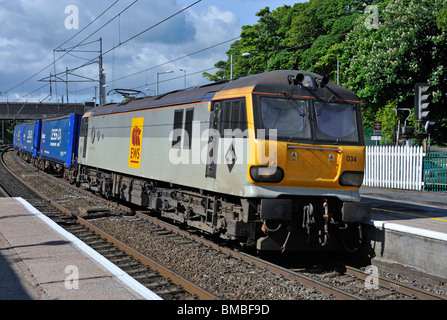 EWS Class 92 electric locomotive No 92022 with a Channel Tunnel ...