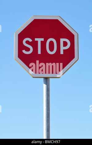 A close up shot of a red stop sign Stock Photo - Alamy