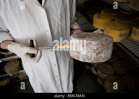 Farmer Jonathan Crump making traditional Single and Double Gloucester ...