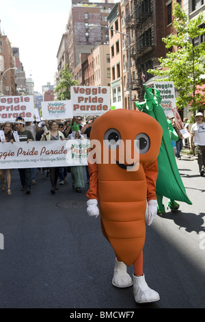2010: 3rd annual Veggie Pride Parade in New York City Stock Photo - Alamy