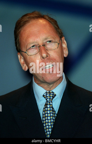 DAVID POTTER CHAIRMAN PSION PLC 03 November 1998 Stock Photo - Alamy