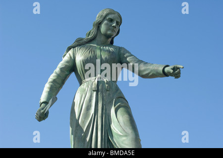 Hannah Duston statue in Haverhill, Massachusetts. Digital photograph ...