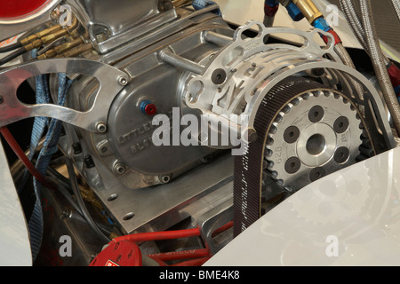Close up of a V8 supercharged engine Stock Photo - Alamy