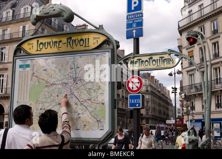France, Paris, the Louvre-Rivoli metro station Stock Photo - Alamy