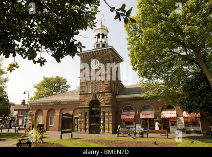 Lytham St Annes town center Stock Photo - Alamy