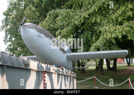 V1 Flying bomb (Verheltingswaffe - reprisal weapon - 1) Duxford Aero ...