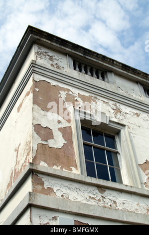 Lupton House was the country mansion of Lord Churston. In 1990 it was ...