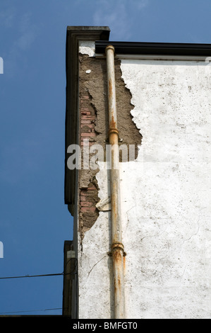 Lupton House was the country mansion of Lord Churston. In 1990 it was ...