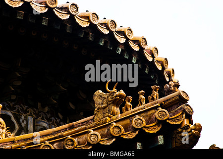 Mythical roof animals, Pavilion Of Ten Thousand Spring Seasons ...