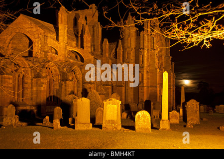 Melrose Abbey at night Stock Photo - Alamy