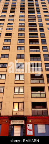 Highrise flats in Glasgow, Scotland, UK Stock Photo - Alamy