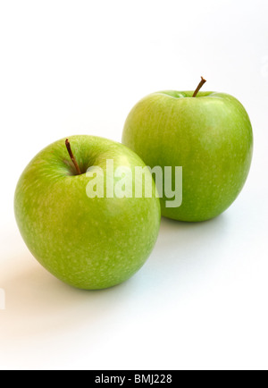 Pair of apples isolated on white Stock Photo - Alamy