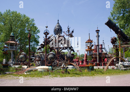 Dr Evermor Forevertron metal sculptures in Baraboo Wisconsin Stock ...