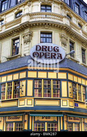 Restaurant sign, Brussels, Belgium Stock Photo - Alamy