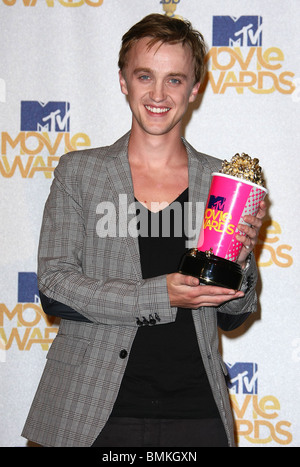 TOM FELTON 2010 MTV MOVIE AWARDS RED CARPET UNIVERSAL CITY LOS ANGELES ...