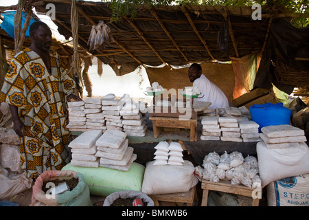 Mali, Mopti. Salt from the Sahara for sale Stock Photo - Alamy