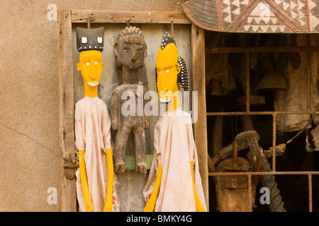 Africa, Mali, art and craft, Segou, spinning thread for Bogolan Stock ...