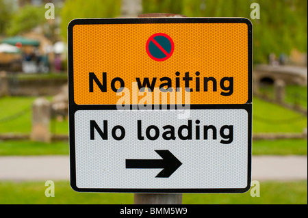 No loading at any time parking sign Stock Photo - Alamy