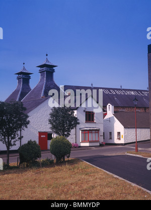 The buildings of Bushmills distillery Stock Photo - Alamy
