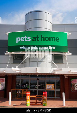 Entrance to "pets at home" retail shop in Woking, Surrey, UK Stock ...