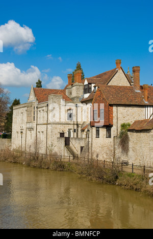 Bishops palace Maidstone Kent Stock Photo - Alamy