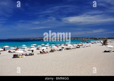 Beach view, Platja de Llevant, Formentera, Balearic Islands, Spain ...