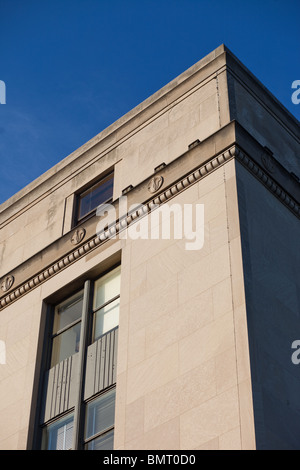 MIT's Building E52 Stock Photo - Alamy