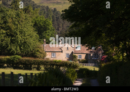 Grindsbrook Clough and Edale village (Grindsbrook Booth) from below ...