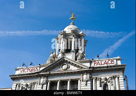Victoria Palace Theatre, London, England, UK Stock Photo - Alamy