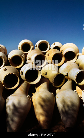 Pottery Handicrafts Jordan Stock Photo - Alamy