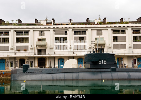 Italian navy submarine Nazario Sauro S-518, Galata Maritime Museum ...
