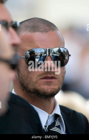 Funeral of former Stereophonics drummer Stuart Cable in his hometown of ...