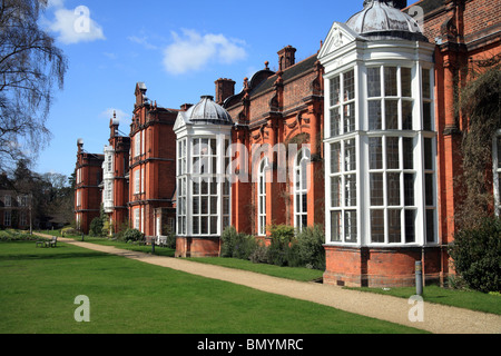 Newnham College, Cambridge University Stock Photo - Alamy