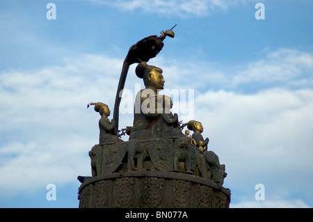 Nepal, Kathmandu, Durbar Square, King Pratap Malla statue, temples ...