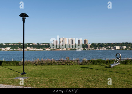Edgewater from the Hudson Stock Photo - Alamy
