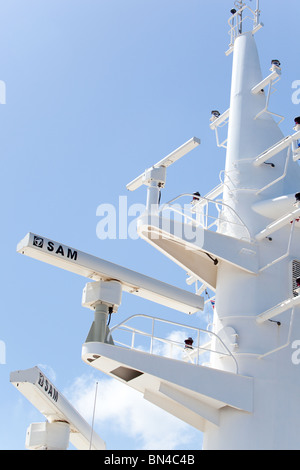 Passenger ship Radar scanners Stock Photo - Alamy