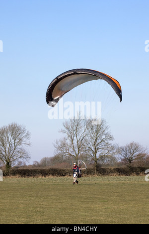 Powered para-wing landing Breighton Airfield Stock Photo - Alamy